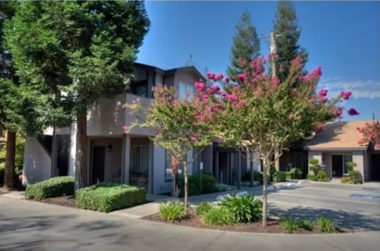 Arbor Manor Senior Cottage Homes | Purple Door | #3767575020
