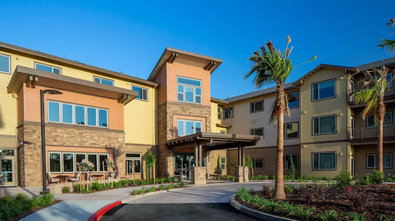 Bruceville Point | Purple Door | #2218709627