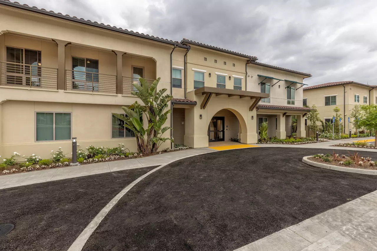 Cogir of Brea | Purple Door | #1313426273