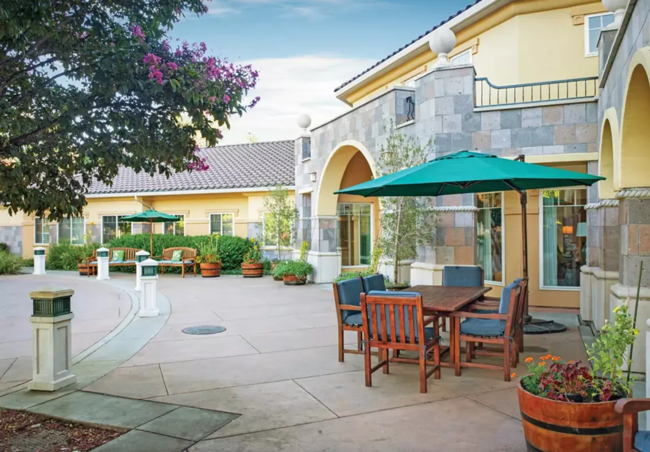 Cogir of Sonoma Plaza | Purple Door | #3627068713