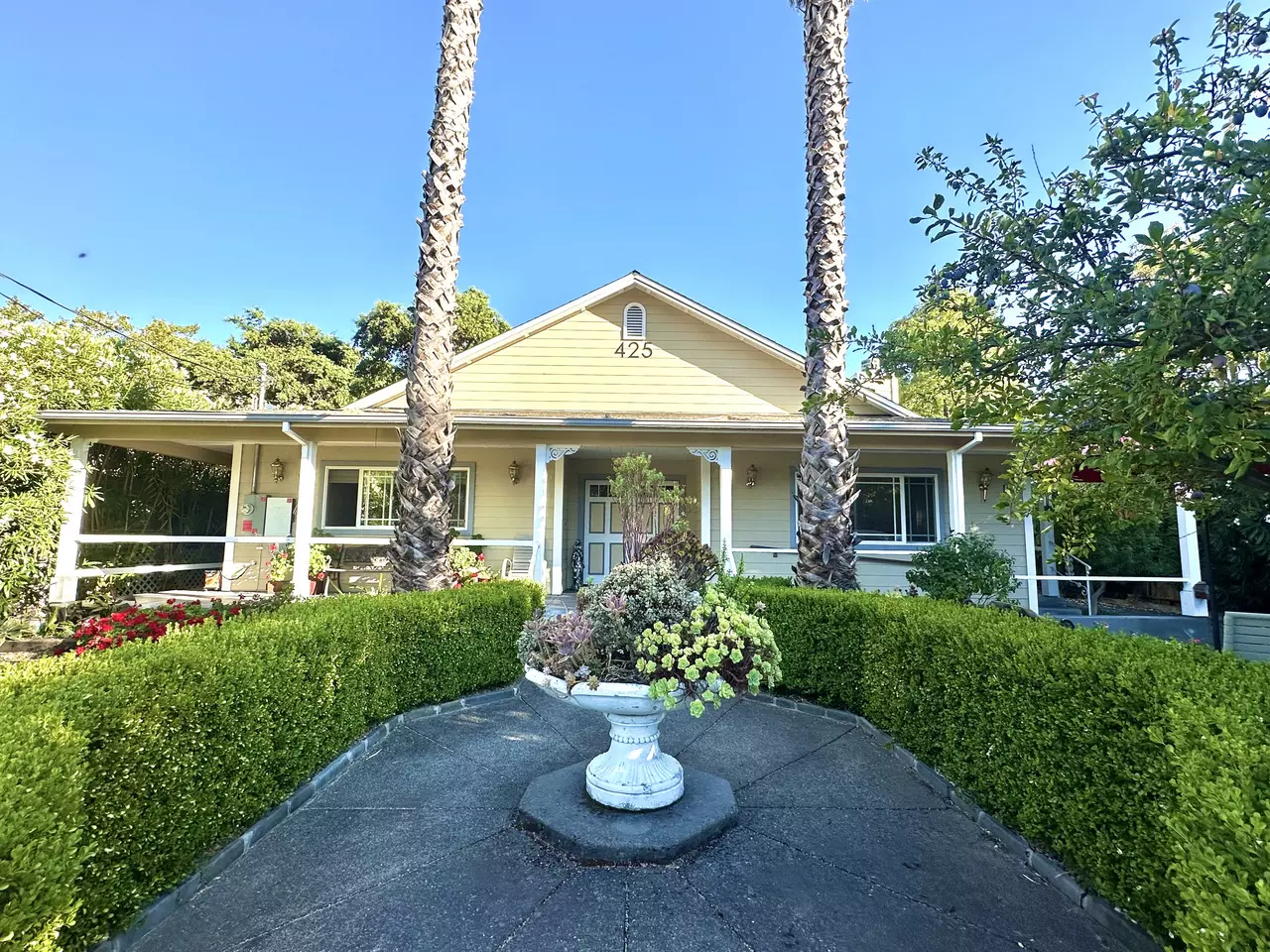 Sonoma Oak Tree Home RCFE | Purple Door | #2132739828